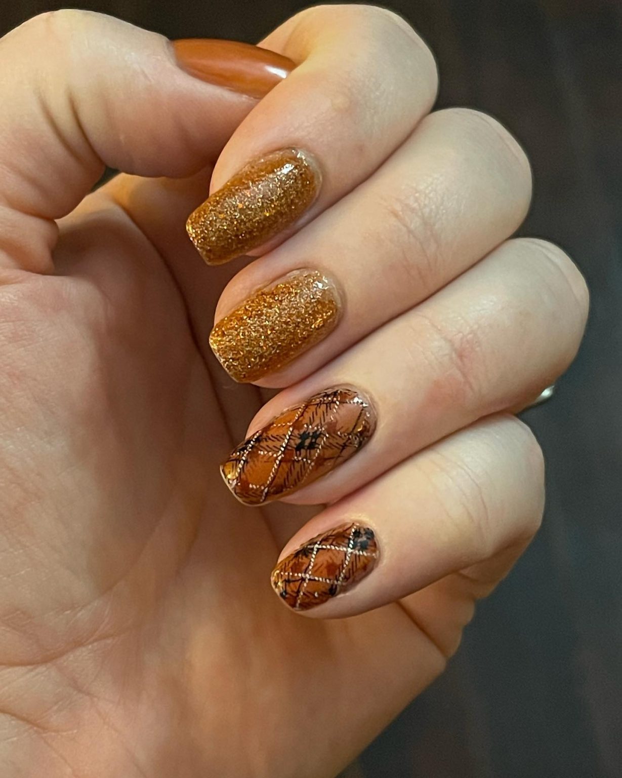 20 Cozy Fall Plaid Nail Ideas for 2024: From Short and Almond to ...