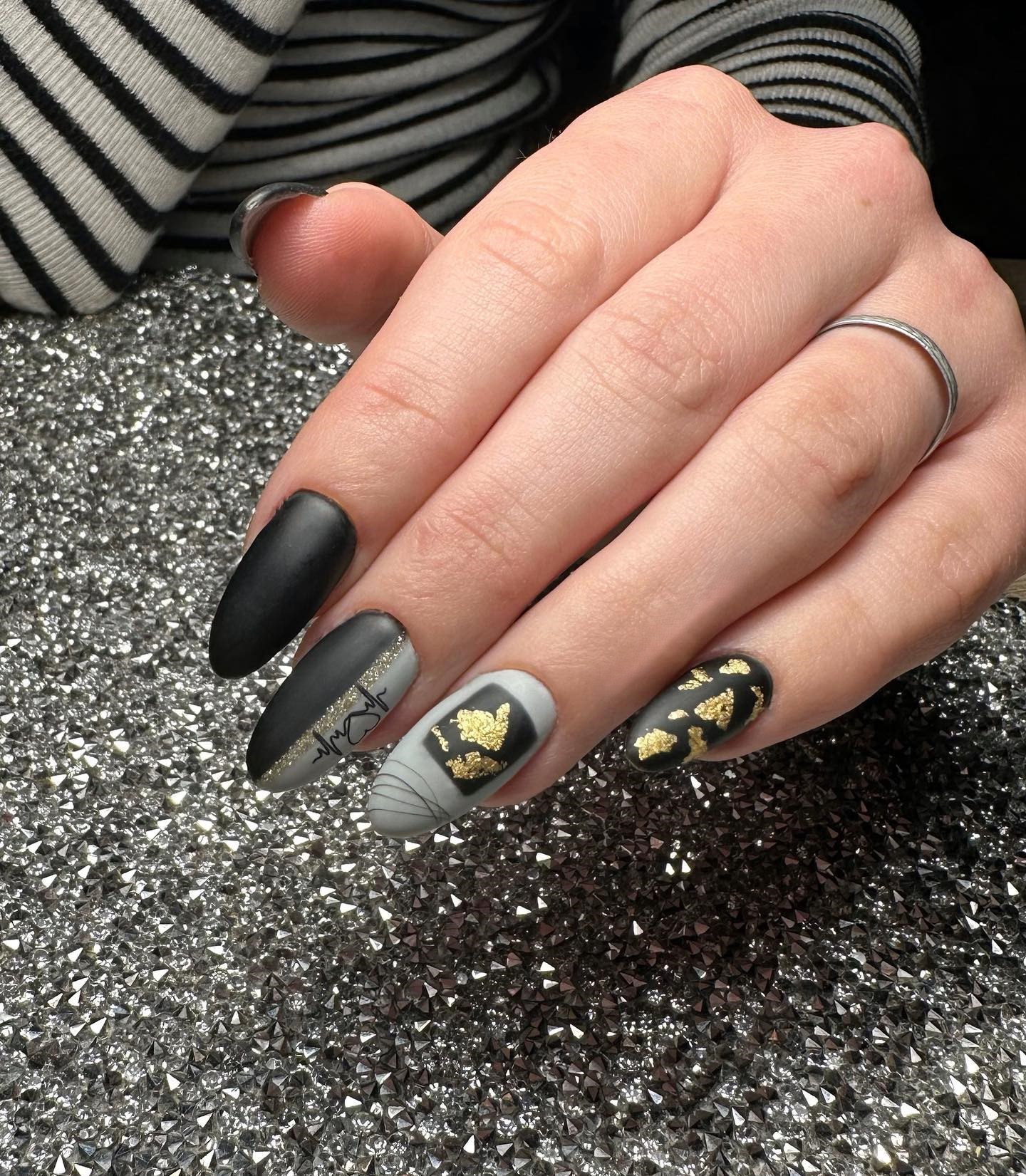 20 Fall Matte Nail Ideas 2024: Designs, Colors, and Trends for Short ...