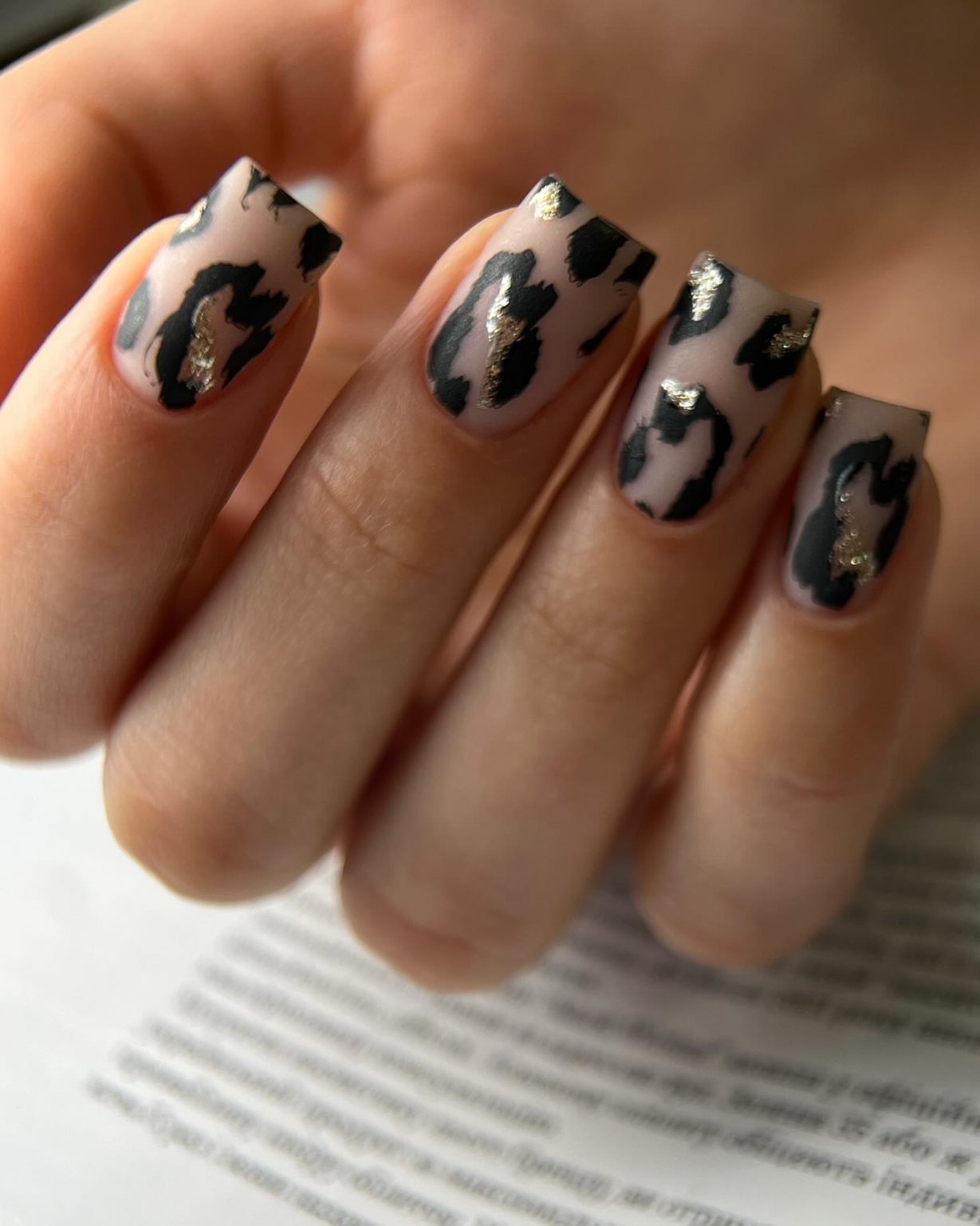 20 Fall Matte Nail Ideas 2024: Designs, Colors, and Trends for Short ...