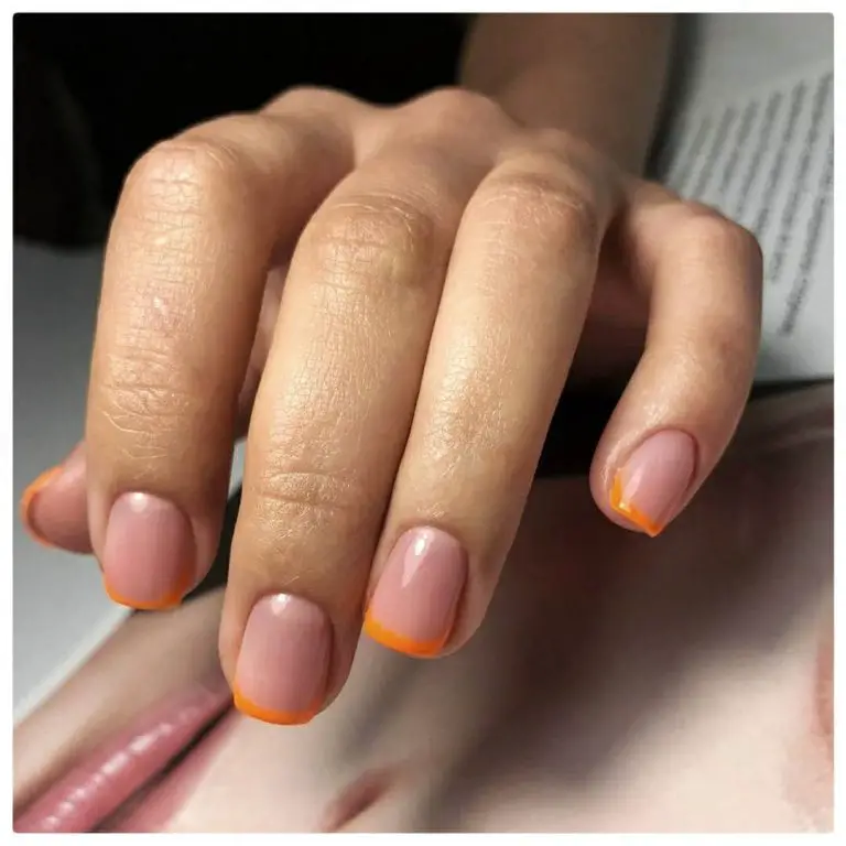 21 Stunning Fall French Tip Nails Designs for 2024: Classy, Red, Orange ...