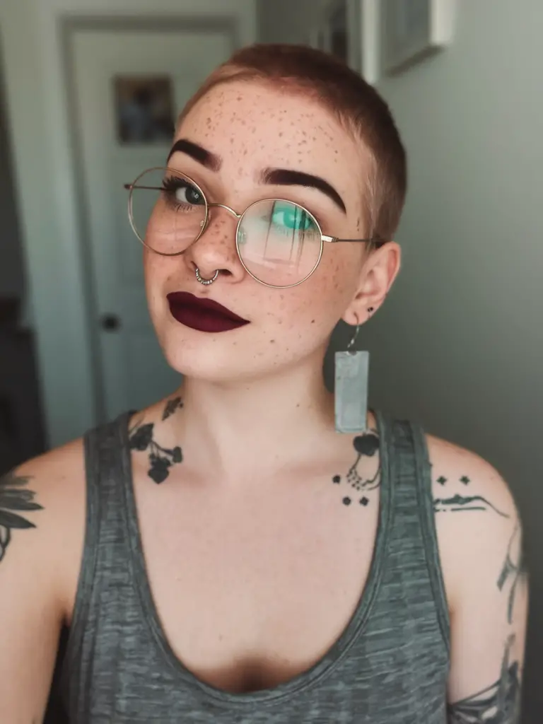 21 Stunning Buzz Cut for Women Ideas – Blonde, Undercut, Black Pixie ...